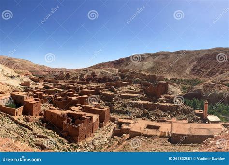 Aldea Del Desierto Seco De Marruecos 2 Imagen De Archivo Imagen De