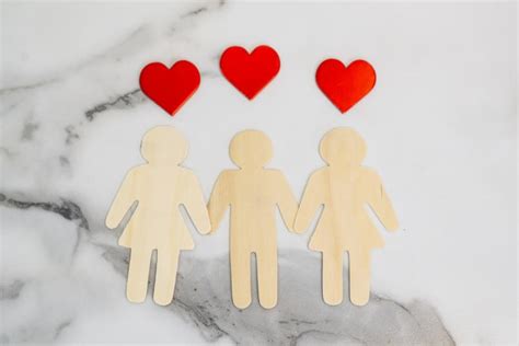 Кои са видовете немоногамия и защо хората ги избират 5 5 Фото галерии Edna Bg