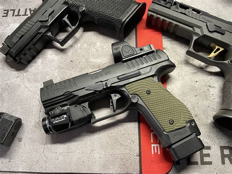 PDP 18 Round Magazine “update” : Walther