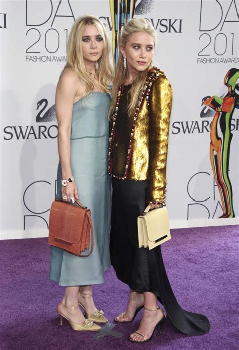 Olsen Twins Done With Acting Twitter Users Mock Them Ibtimes