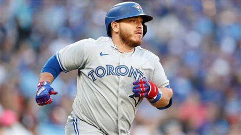 Alex Kirk Catcher Mexicano Gana El Bate De Plata De La Liga Americana