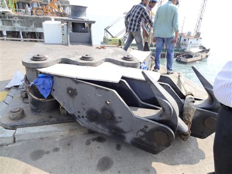 Quick Release Hooks Lion Rubber