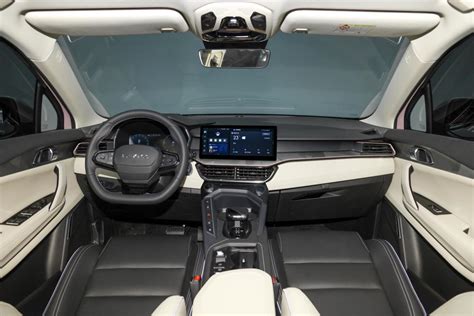 【领克06 Em Premix 15t 62km Shero内饰全景正拍图片 汽车图片大全】 易车