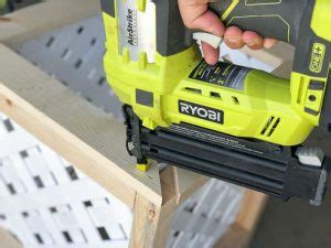 How To Build A DIY Lattice Planter Box Easy DIY Planter Box Using Vinyl Lattice