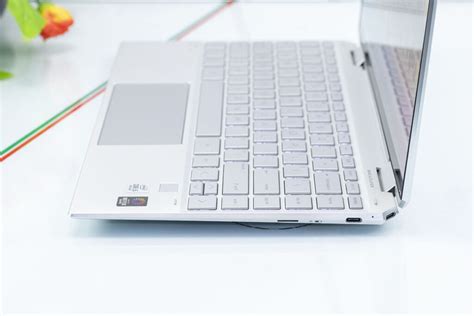 HP Spectre X Aw Dx I G Gb GB K