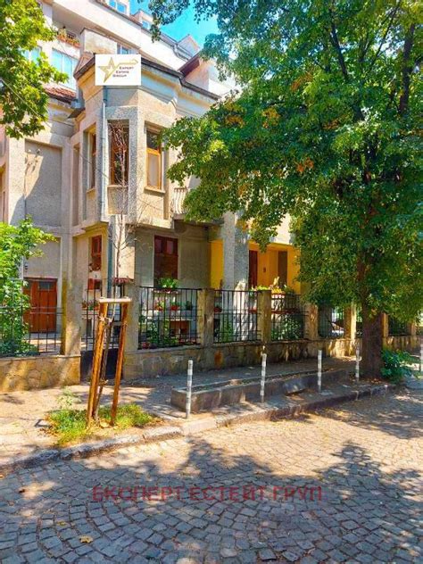 Продава КЪЩА гр София Докторски паметник в Къщи в гр София