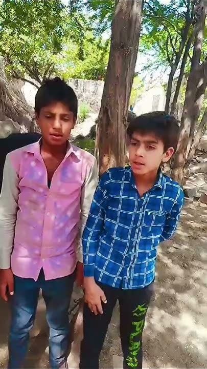 Udti Udti Gaon Me Se Khabar Aayi He Bidi Peene Wale Do Bhai He Pahat