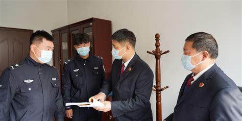 男子交通肇事后逃逸 “隐身”多年终难逃法网手机新浪网
