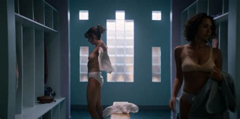 Alison Brie Betty Gilpin Nude Glow 1