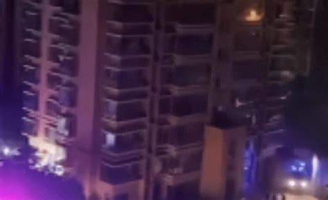 痛心！一小区着火造成多人被困！电缆井人员朋友