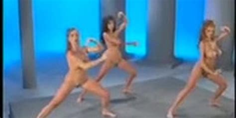 Nude Tai Chi