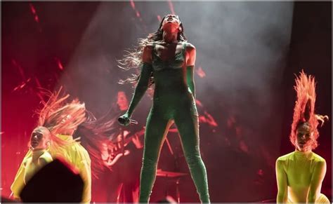 Detienen A Sujeto Que Robó Celulares En Concierto De Dua Lipa