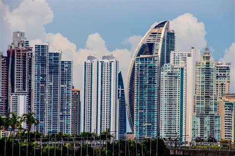 Panamá prospera en operaciones de M A en Centroamérica