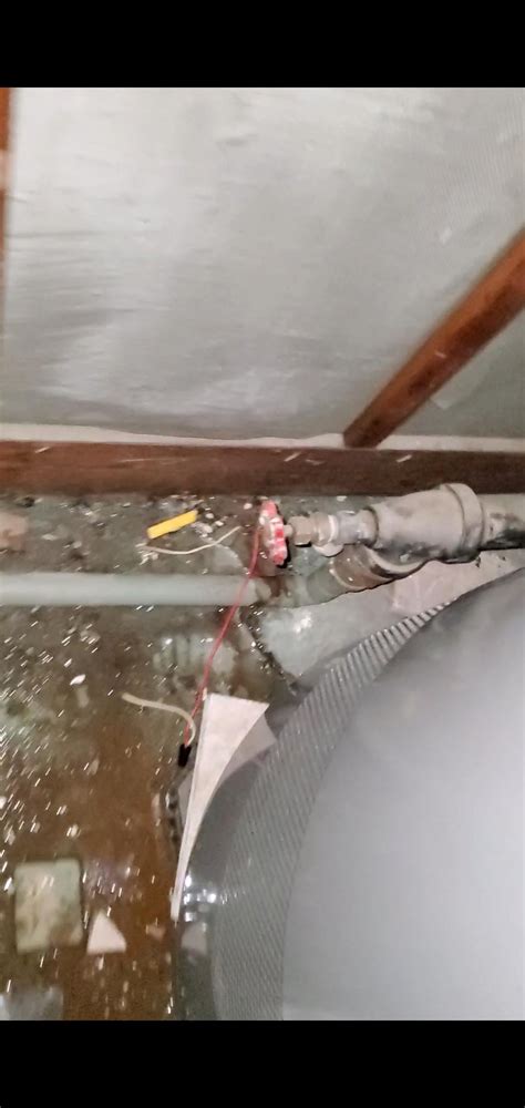 Leaking Water Pipe And Full Sight Glass When Boiler Wasnt Filled R