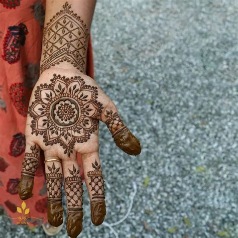 Flower Mehendi Design Shaadiwish