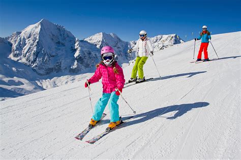 Tips To Prevent Skiing Injuries On The Slopes UPMC HealthBeat