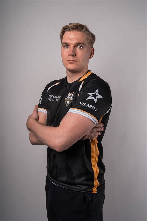 Usag Benelux Spotlight Staff Sgt Nicholas Cravens Article The