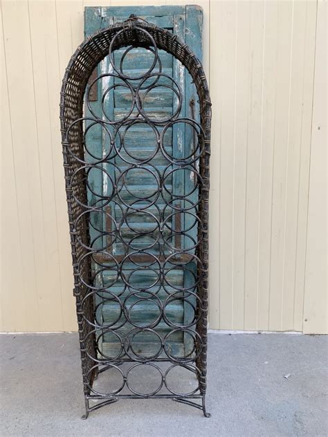 ΚΑΒΑ ΚΡΑΣΙΟΥ ΑΠΟ ΜΕΤΑΛΛΟ ΚΑΙ ΨΑΘΑ Decor