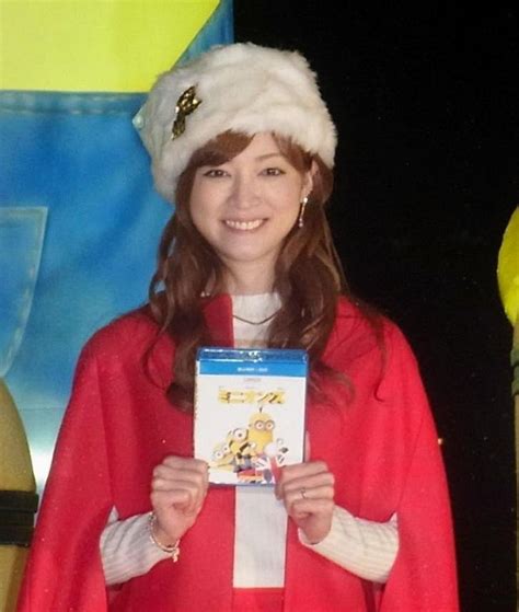 吉澤ひとみ 結婚後初登場で幸せオーラ 芸能 デイリースポーツ Online
