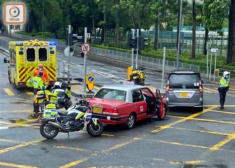 沙田的士私家車相撞 的哥頸痛送院｜即時新聞｜港澳｜oncc東網