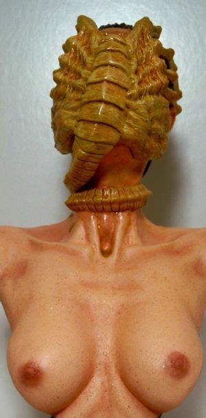 Facehugger Pics 