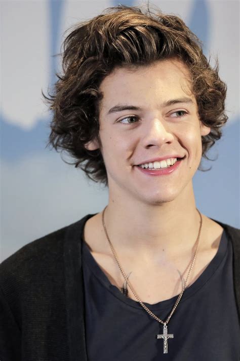Harry Styles Almost Bit His Tongue Off While High On Mushrooms Artofit