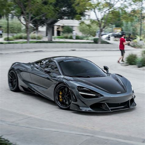 A L I E N Alien I N V A S I O N Mclaren 720s Sports Cars Luxury