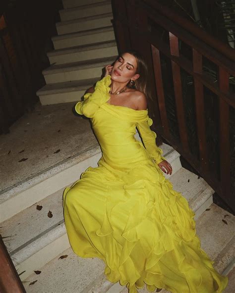 Michelle Salas Es El Ejemplo De Cómo Lucir Espectacular Con Vestido