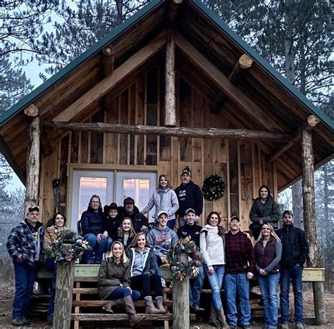 Mecan River Outfitters Lodge