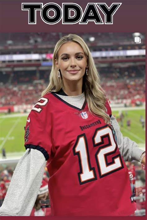 Tom Bradys Model Admirer Veronika Rajek Hyped For Buccaneers Game