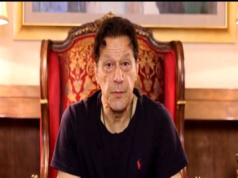 Imran Khan Vows To Fight As Police Pti Workers Clash In Lahore