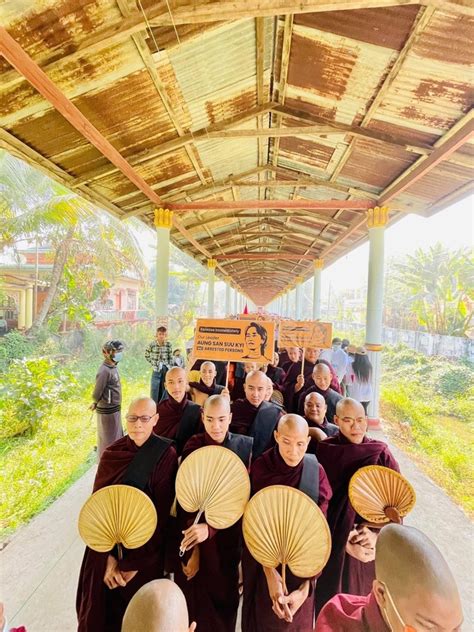 နိုင်ငံသူ၊နိုင်ငံသားအားလုံးရဲ့သောကဟာ ဘုန်းဘုန်းတို့ရဲ့သောကလို့