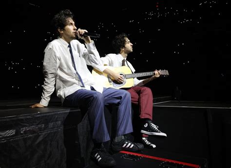 რა ხდება ბილი აილიშის პირად ცხოვრებაში The Diary