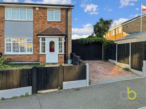 3 Bed Semi Detached House For Sale In Godman Road Grays Essex Rm16