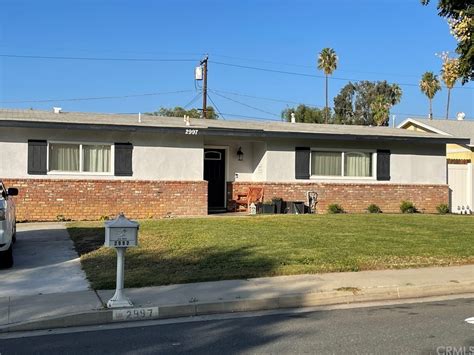 2997 Cimarron Rd Riverside Ca 92506 Redfin