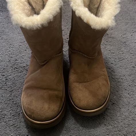 Chestnut Bailey Bow Ugg Creased In The Front But Depop
