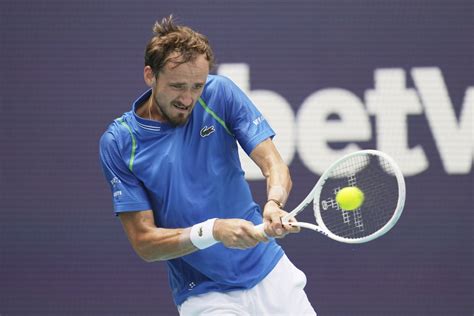 Daniil Medvedev Xuất Sắc Giành Quyền Vào Chung Kết đơn Nam Miami Mở