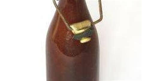 How To Identify Vintage And Antique Brown Glass Bottles Our Pastimes