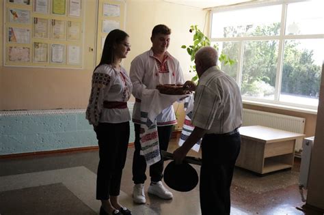 📚 În Lumina Cunoașterii și Adevărului Liceul Teoretic “ion Pelivan” Celebrează Cu Mândrie Ziua