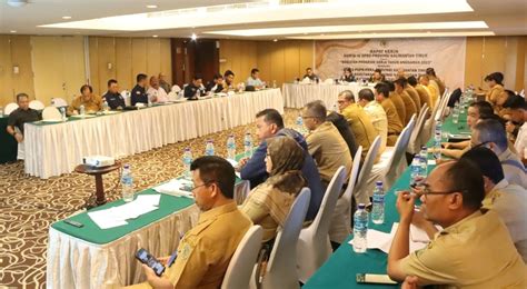 Komisi III DPRD Kaltim Rapat Kerja Dengan Mitra Kerja Bahas Evaluasi