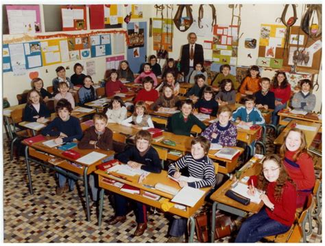Photo De Classe Cm2 1979 De 1979 Ecole Primaire Copains Davant