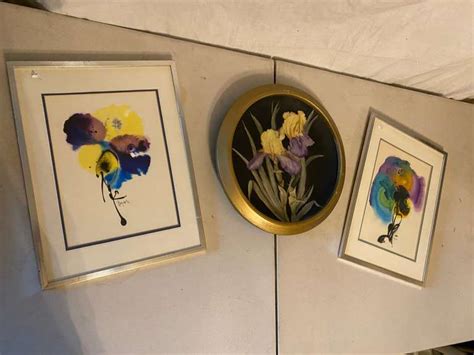 Assorted Wall Decor Estate Details