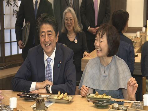 安倍晋三氏の通夜 会場では妻・昭恵さんと2人で合唱した音声が流れる？ 2022年7月12日掲載 ライブドアニュース