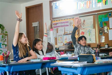 国际学校高清图片 国际学校学生在教室里上课 人像图片免费下载 格式 1024像素 编号66992186 千图网