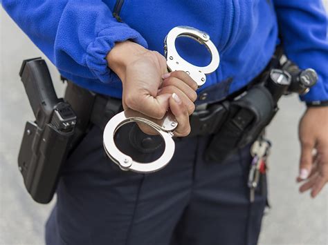 Un Suisse évadé De Prison Arrêté En Italie Rfj Votre Radio Régionale