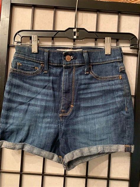 Cuffed Denim Cuffed Shorts Size 00 Hollister Blue Denim Excellent