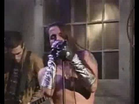 Red Hot Chili Peppers Under The Bridge Live Youtube