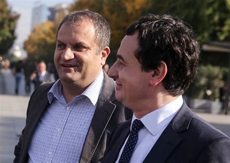 Kryetari I Prishtinës Rreshtohet Kah Kurti Sulmon Opozitën Për Fjalime