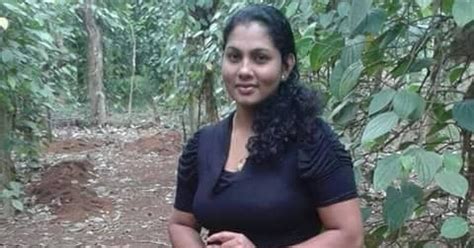 Sri Lankan Hot Model Gampaha Kello