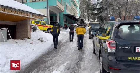 Ricerche Dei Dispersi Sul Gran Sasso Riprendono Con Cautela